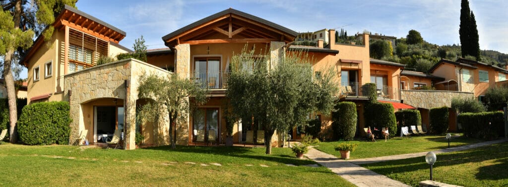 Residence Ca' del Lago - Torri del Benaco - Hotel Solutions